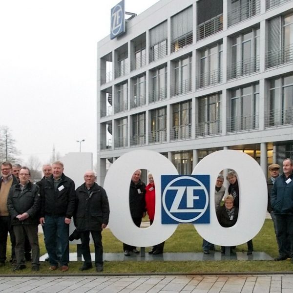 AG 60 plus Stemwede auf Infotour bei ZF in Dielingen › SPD Stemwede